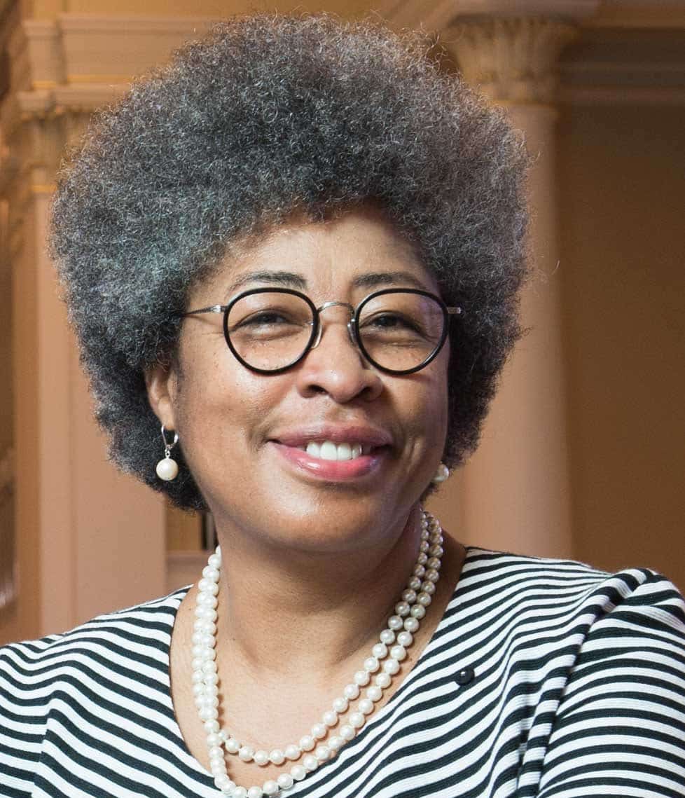 Evelyn Parker — Yale Youth Ministry Institute